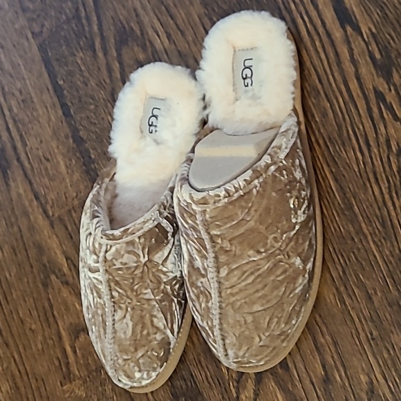 UGG | Shoes | Ugg Gorgeous Crushed Velvet Tan Chestnut Pearle Slippers ...